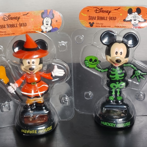 Disney | Holiday | New Set Of 2 Disney Solar Bobblehead Halloween Fall ...